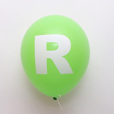 POOM | 30cm 알파벳 인쇄 풍선 R (50개)