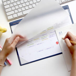 POOM | 먼슬리 데스크 패드 A4 (만년형)