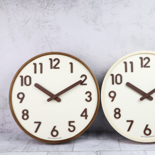 POOM | 300파이 우든라운드 3D숫자 무소음 벽시계 A형