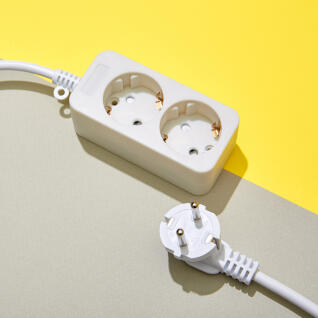 POOM | 화이트 멀티탭 멀티콘센트 전선 2구 (10A) 1.5M 3M 5M 10M