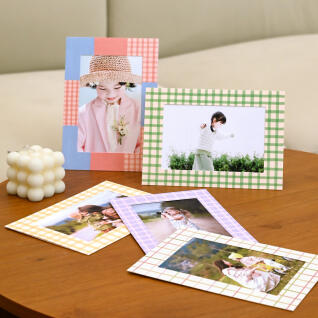 POOM | 스탠딩 페이퍼프레임 - 4x6 언매치드 프렌즈 체크