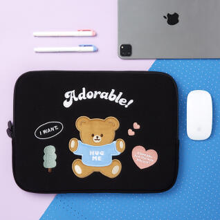 POOM | 13인치 허그미 파우치 블랙 (37003092)