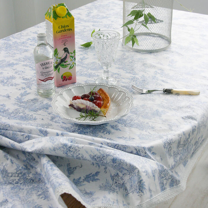 POOM | 리아 프렌치 레이스 방수 테이블보 4인용130x130