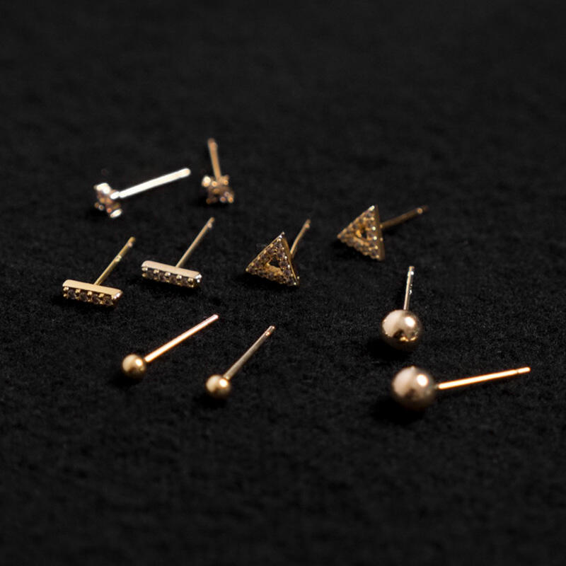 POOM | 14K 한달 이어링 귀걸이 기프트 박스(검정박스)