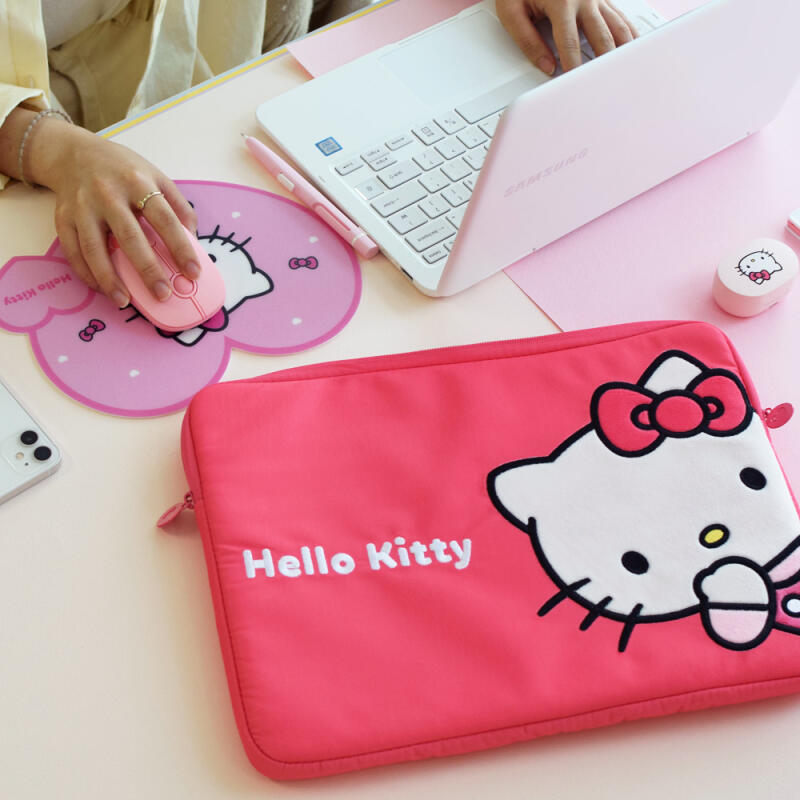 POOM | 헬로키티 자수 노트북 파우치 13인치