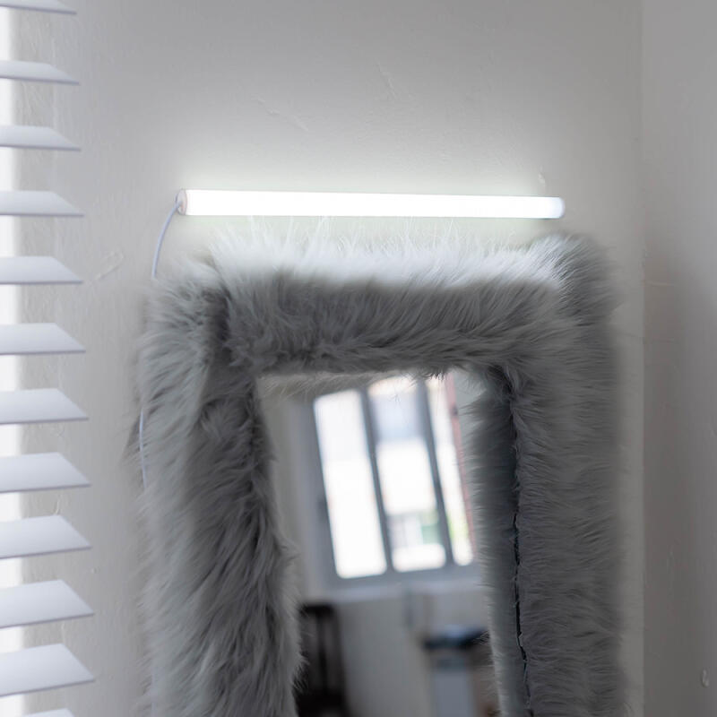 POOM | 레토 USB 책상 조명 LED 스탠드 독서등