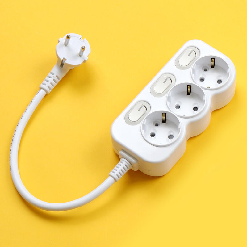 POOM | 짧은선 멀티탭 개별 절전 3구 30cm,50cm