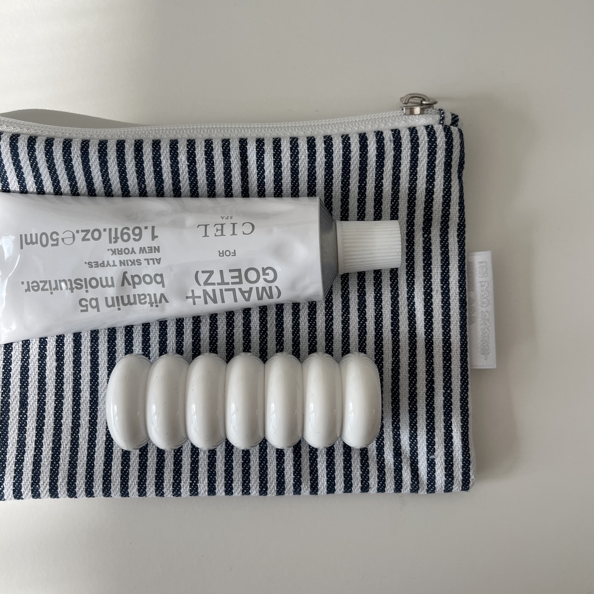 POOM | 쿨 스트라이프 파우치 (4 colors)