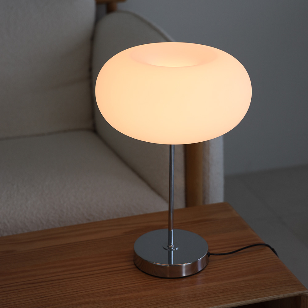 POOM | New Cloud 뉴클라우드 5단계 밝기조절 테이블 램프