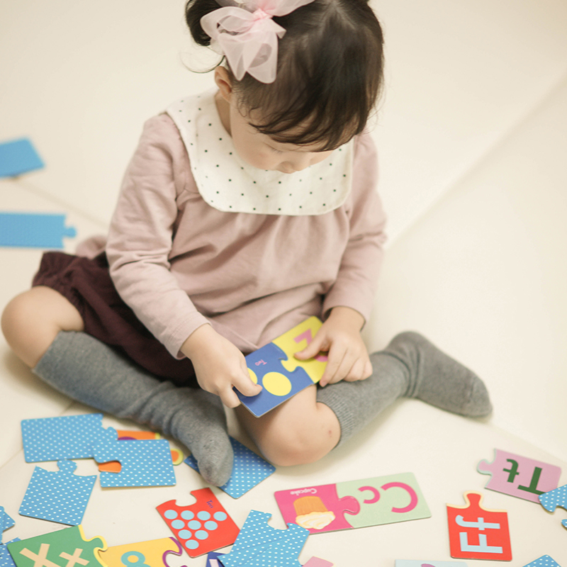 POOM | [공간27] 알파벳숫자 짝맞추기게임