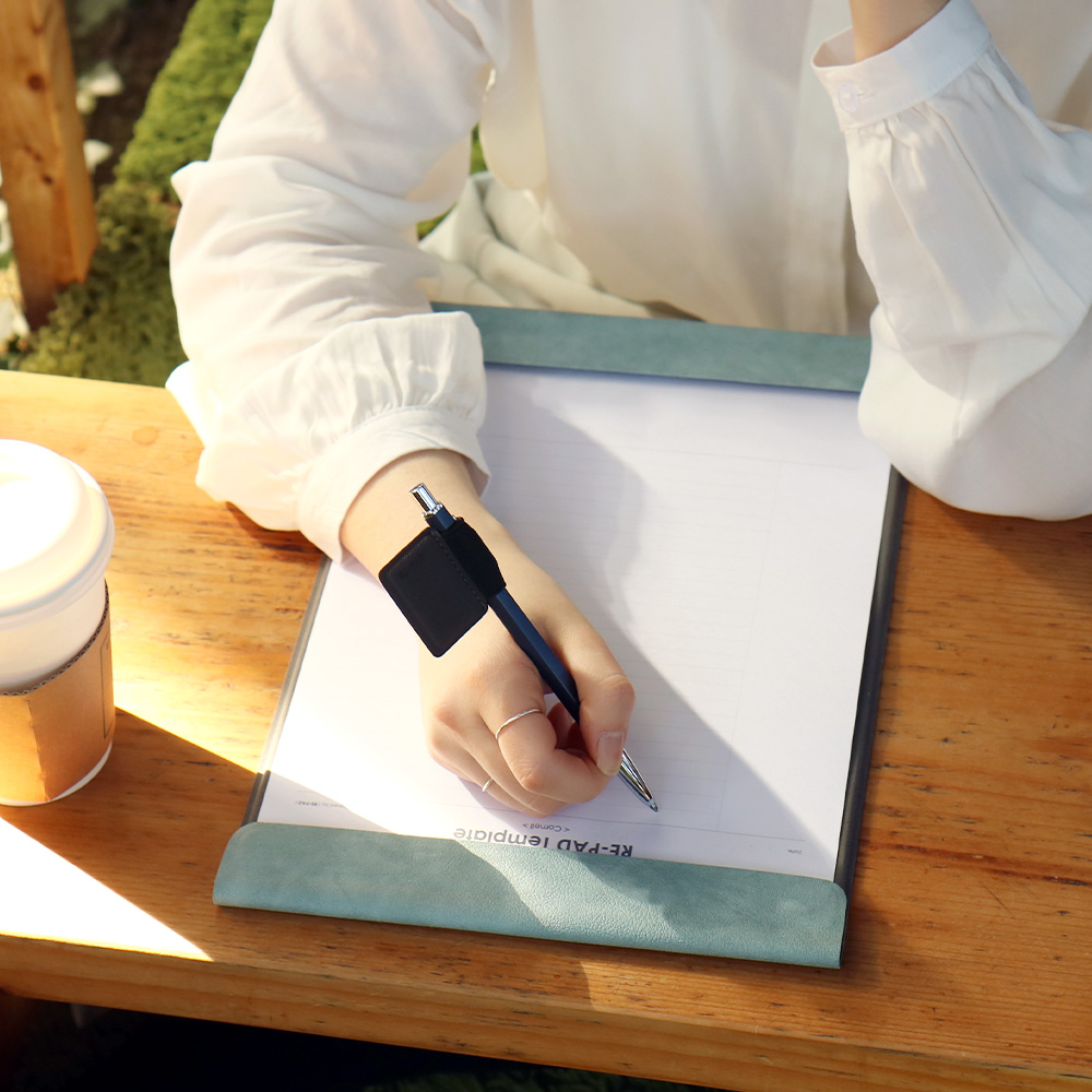 POOM | 리패드 A4 자석 클립보드 메모 문서 파일 서류 받침