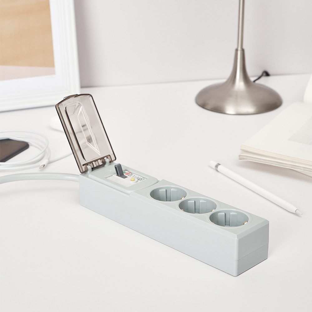 POOM | 3구 고용량멀티탭 접지 누전차단기 멀티콘센트 전선 (20A) 2M 3M 5M