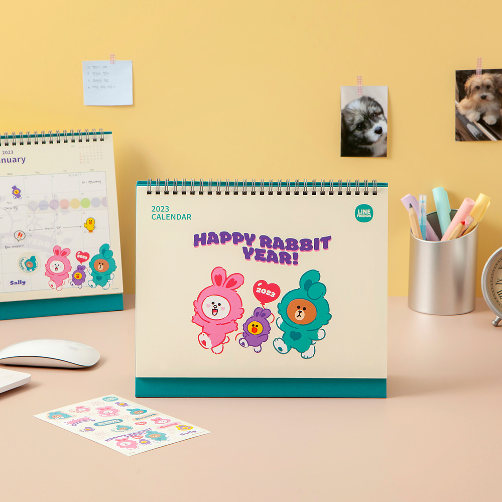 POOM | 2023 라인프렌즈 탁상용 달력 캘린더 방탄 굿즈