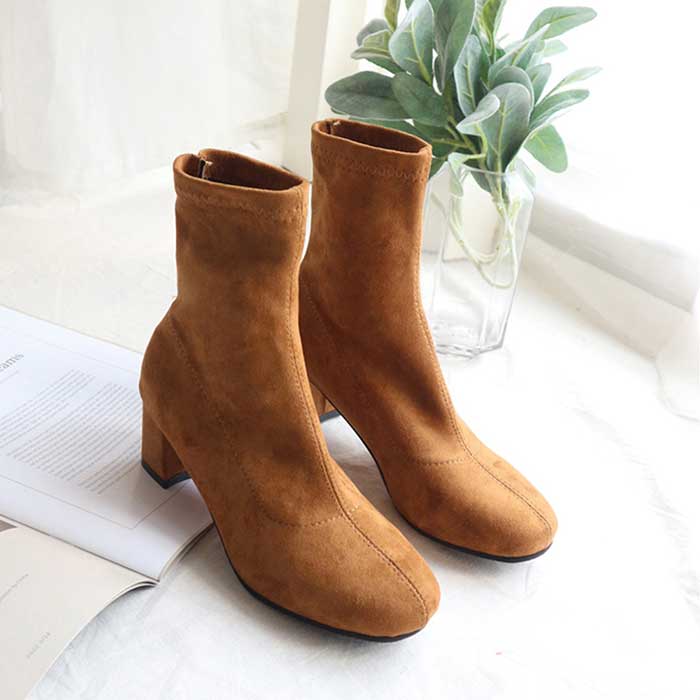 POOM | Woman 둥근코 스웨이드 ANKLE BOOTS 225-245mm 2컬러