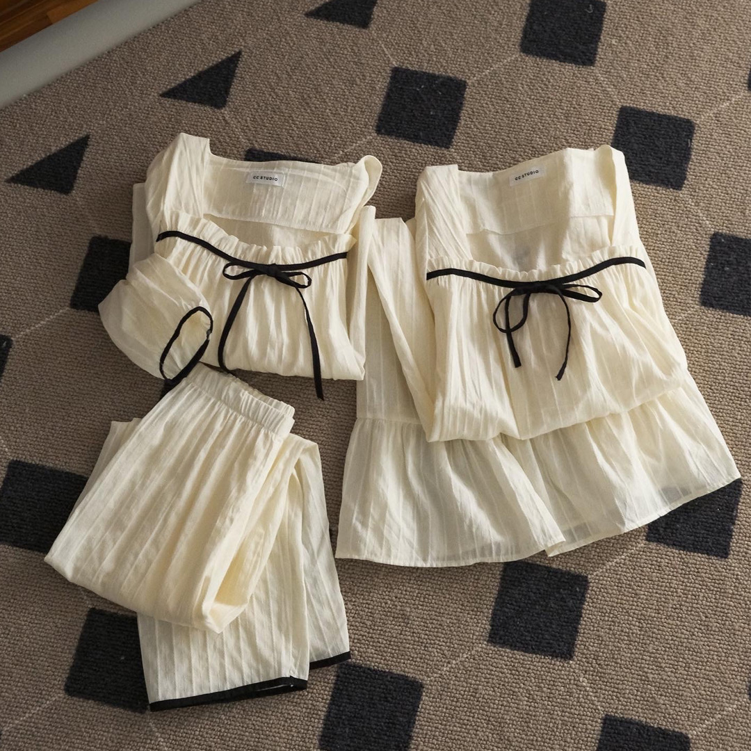 POOM | 리본 레이스 파자마 잠옷 세트 2type