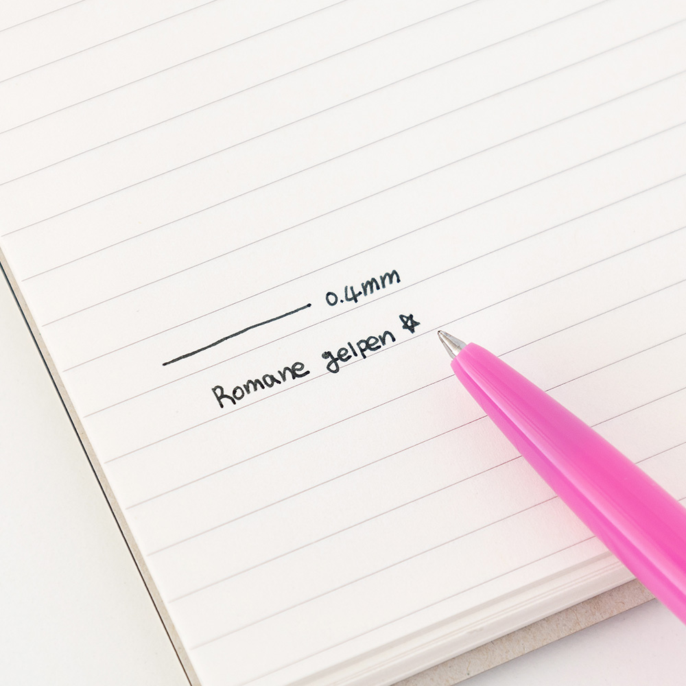 POOM | Romane 젤펜