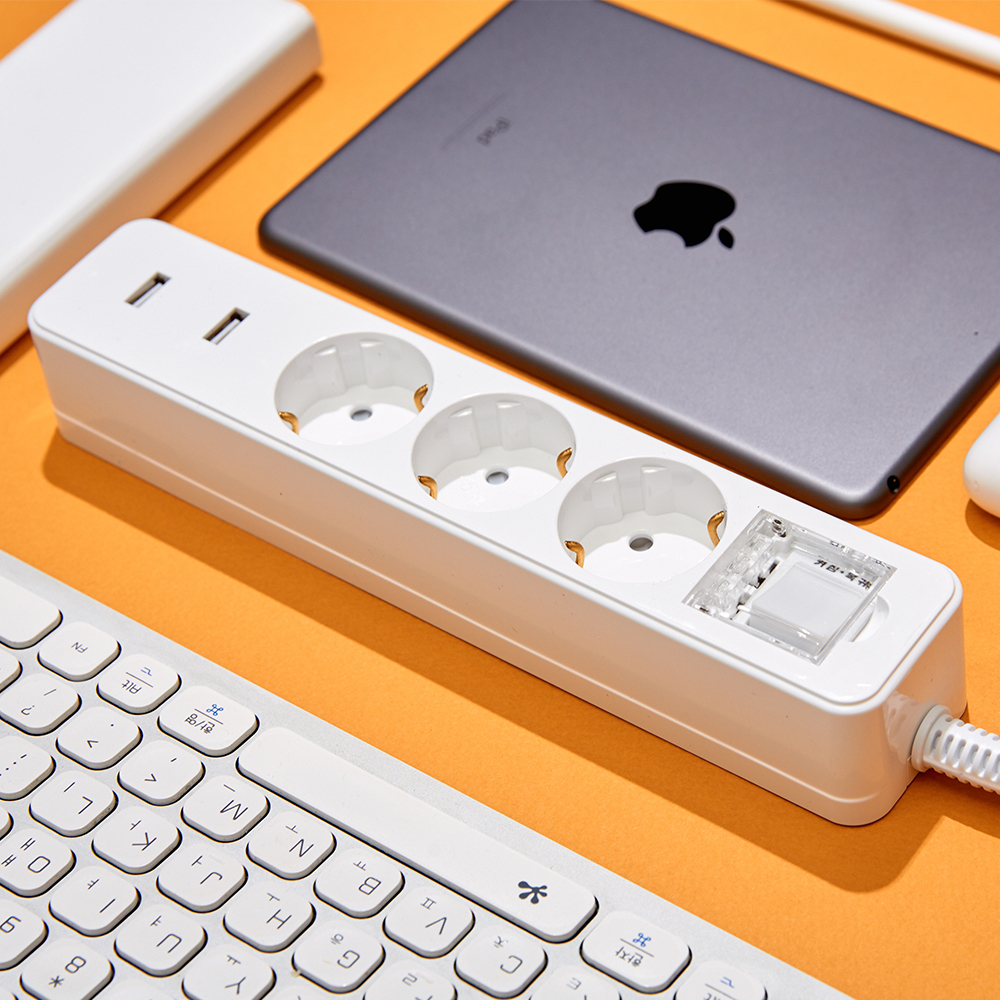 POOM | 3구 2포트 usb멀티탭 누전차단기 멀티콘센트 전선 고속충전기 (16A) 1.5M 3M