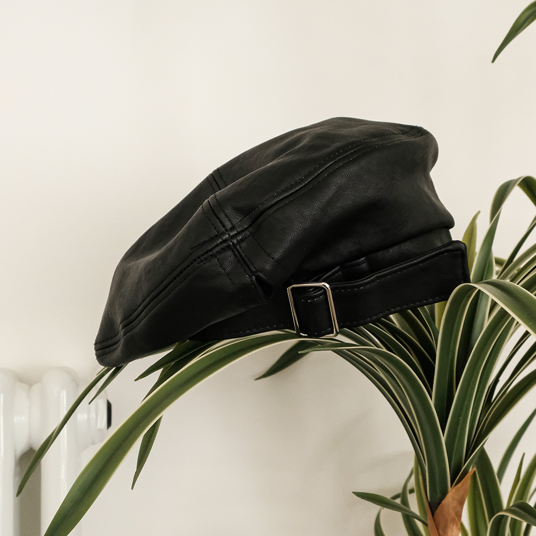 POOM | 스티치 버클 가죽 베레모 3color