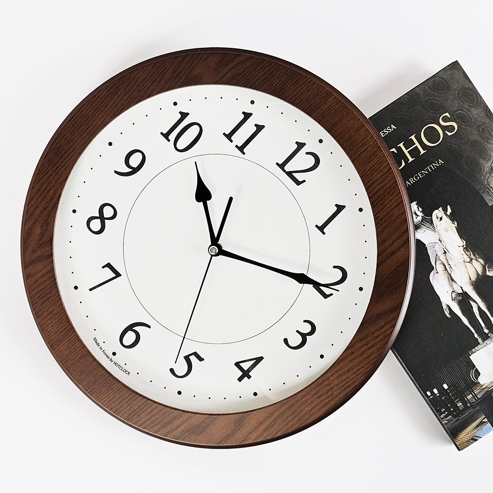 POOM | 320파이 우드라운드 무소음 벽 시계 월넛 클래식 원목