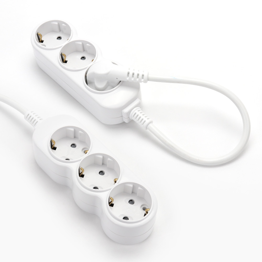 POOM | 짧은선 멀티탭 접지형 3구 30cm