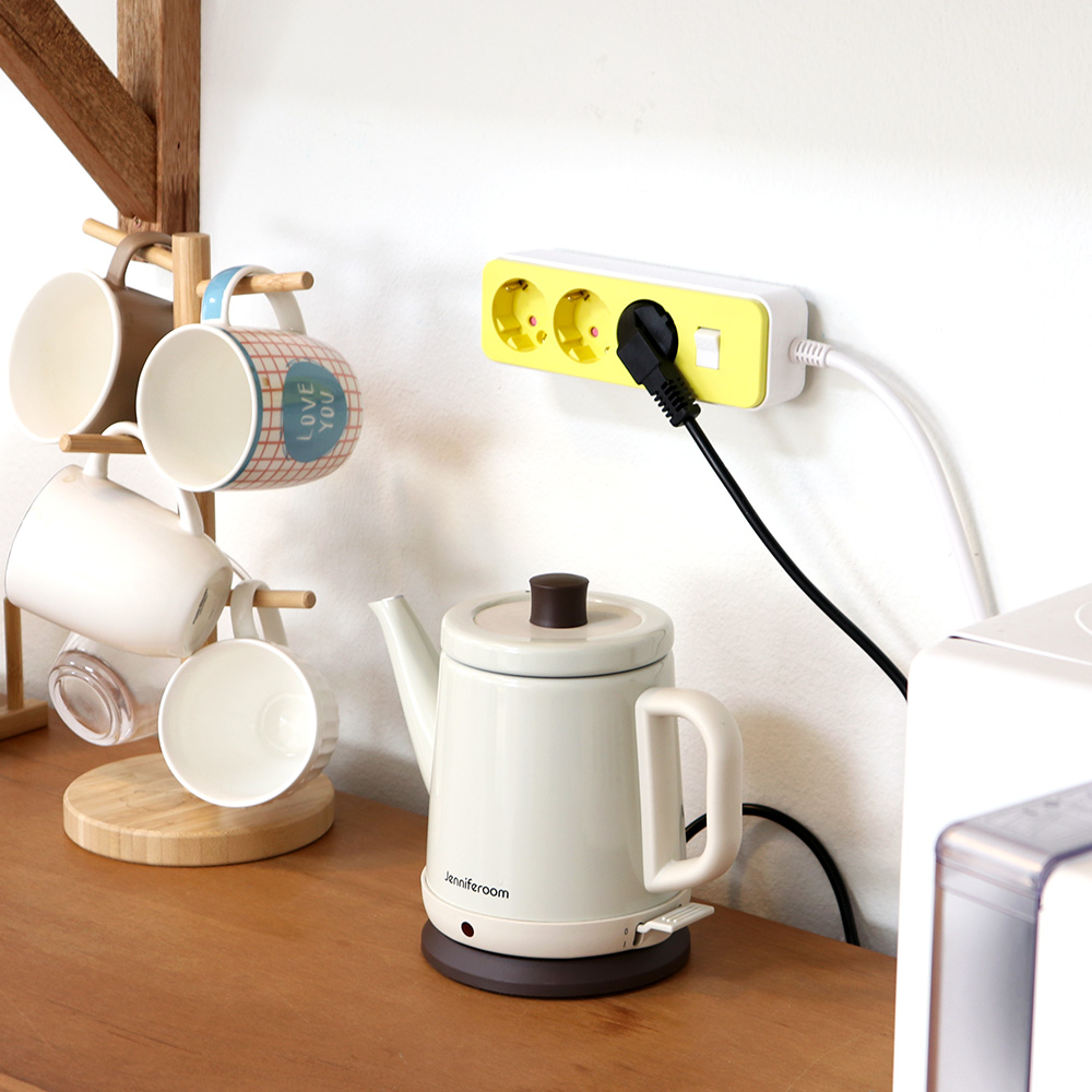 POOM | 더좋은 멀티탭 통합 과부하 스위치 3구 2M