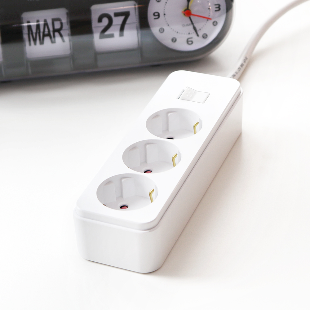 POOM | 더좋은 멀티탭 통합 과부하 스위치 3구 2M