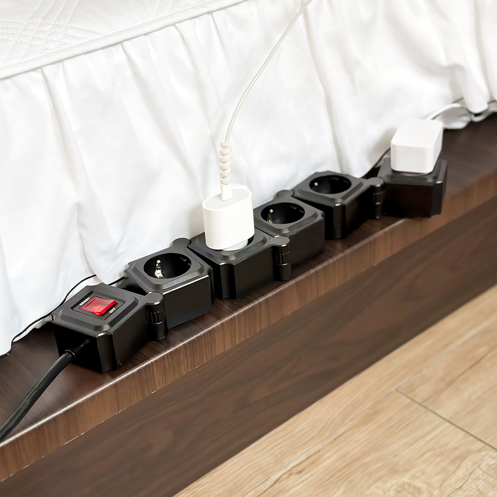 POOM | 지그재그 인테리어 디자인 멀티탭 5구 1.5M