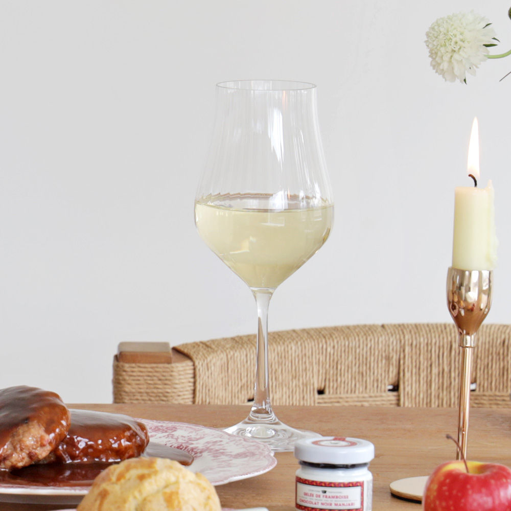 POOM | 보헤미아 플리츠 와인잔 350ml