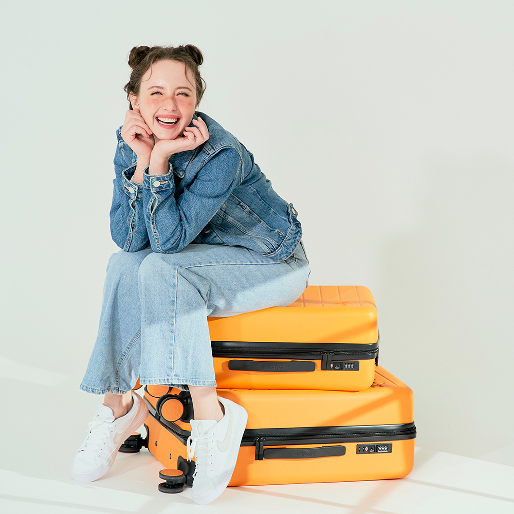 POOM | 트립고 젤리빈 여행 캐리어 24인치 캐리어