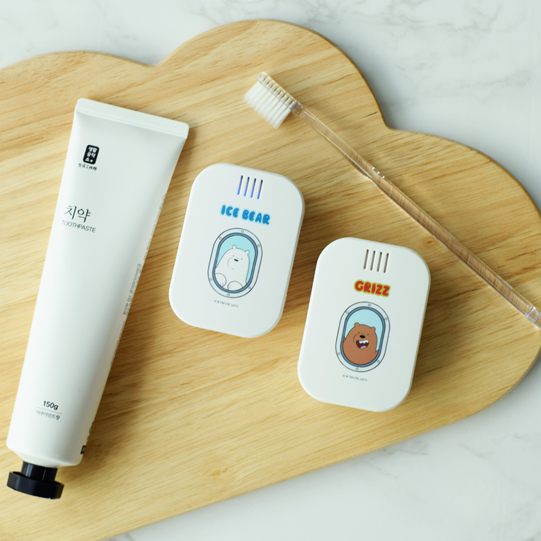 POOM | 위베어베어스 UV-C LED 미니 휴대용 칫솔살균기