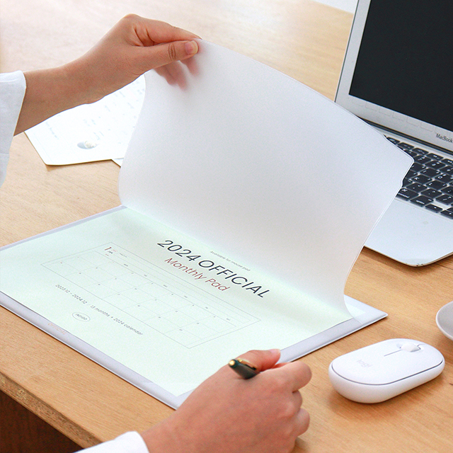 POOM | 2024 오피셜 먼슬리 패드 (날짜형 마우스패드 A4)