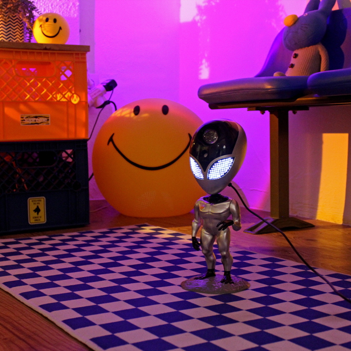 POOM | 썸잇 말하는 우주인 외계인 오로라 무드등 ST-8000