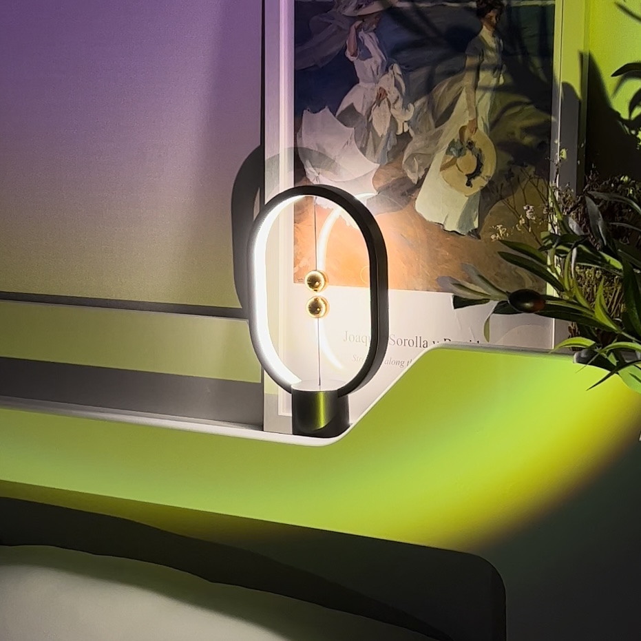 POOM | bookaz 마그네틱 자석 수유등 조명 무드등