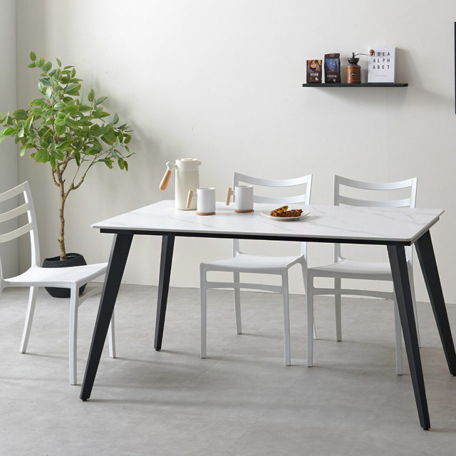 POOM | 블랙 프리마 1400 통 세라믹식탁