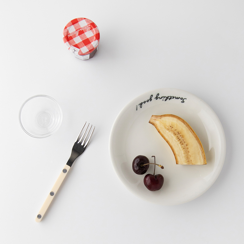 POOM | 일본산 레터링 원형접시 대 1p