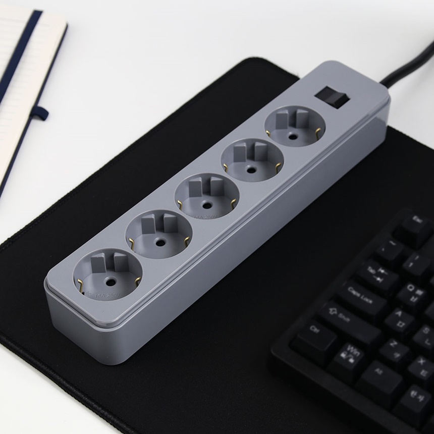 POOM | 더좋은 멀티탭 통합 과부하 스위치 5구 2M