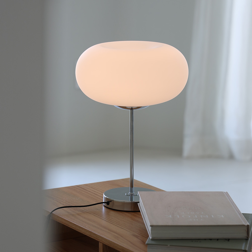 POOM | New Cloud 뉴클라우드 5단계 밝기조절 테이블 램프