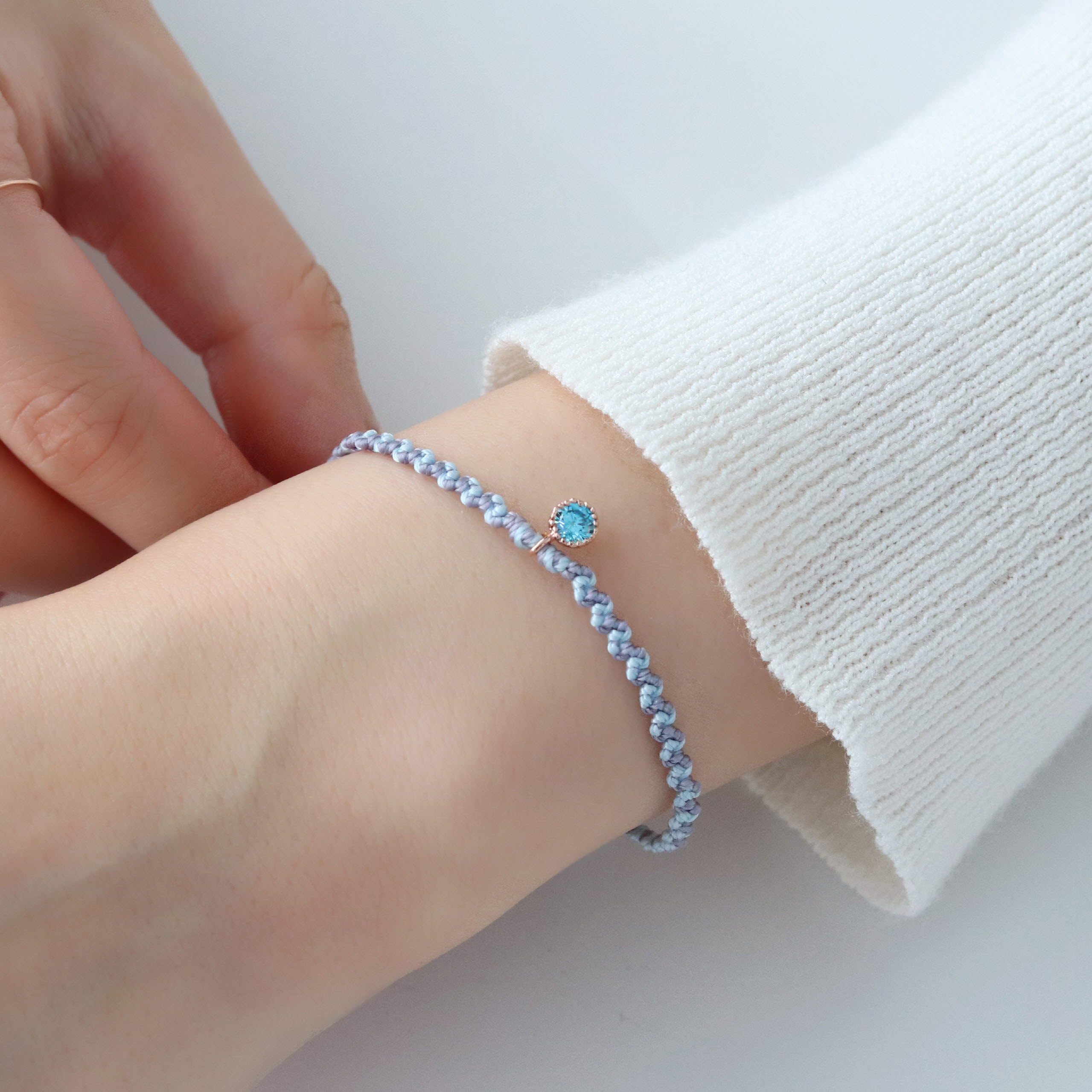 POOM | 서울 탄생석 매듭 팔찌