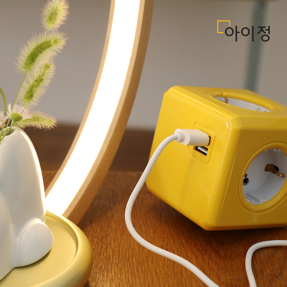 POOM | 파워큐브 4구 USB 선 없는 멀티탭 DIY 스티커 콘센트
