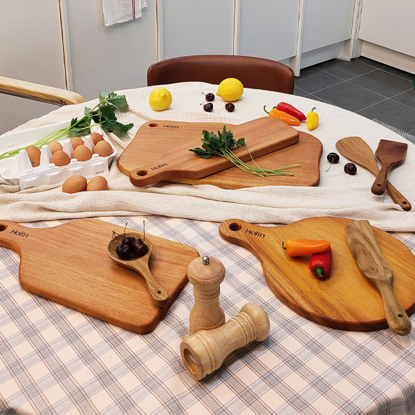 POOM | Holin 마호가니 원목 도마 핸들라운드