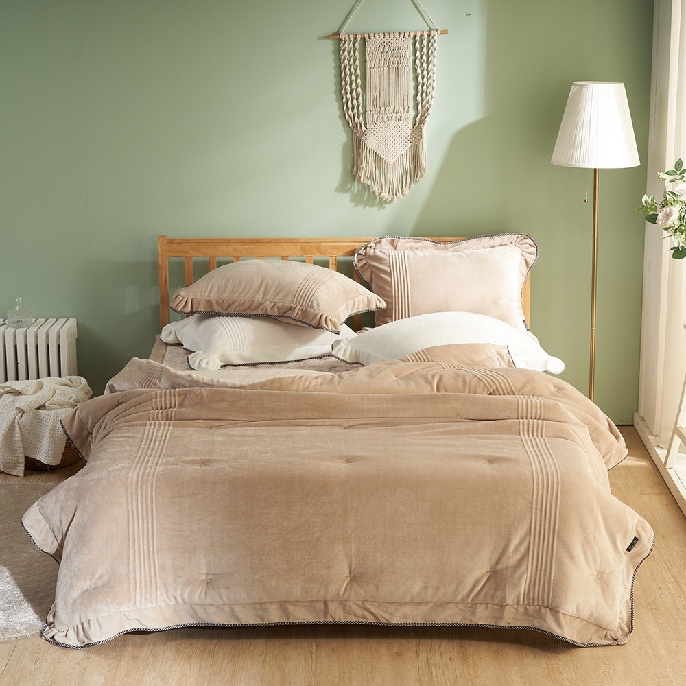 POOM | 아밍 보엘 핀턱 3.5mm 밍크 극세사 차렵이불 Q